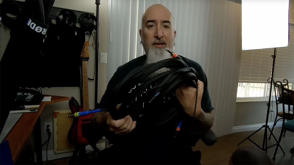 Meanguitarlicks Presents Pedal Python Cable Management